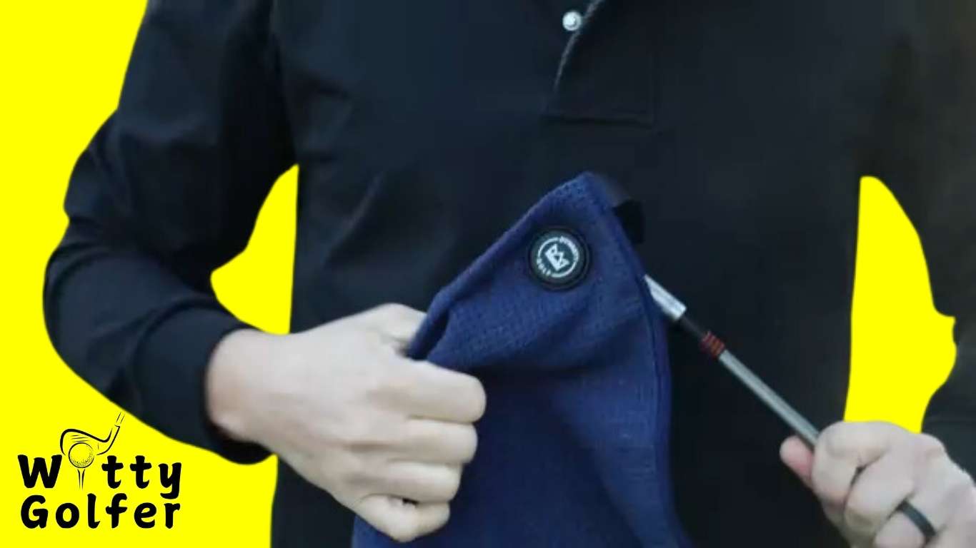 How to Use a Frogger Golf Towel - Witty Golfer